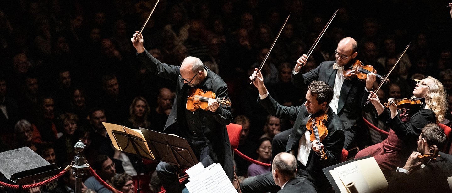 Brahms' violin concerto by master violinist Gordan Nikolić - 2025-03-29